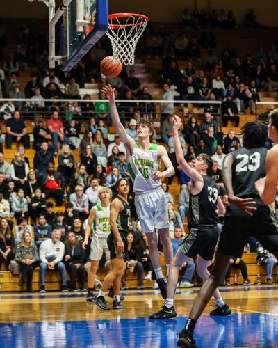 Burton leads Kingsmen to championship | Sports | elkharttruth.com