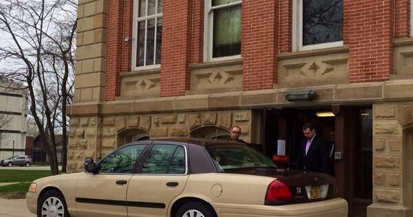 Deputy prosecutor gives detailed account of homicide during first day ...
