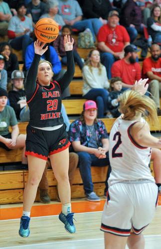 Lady Cardinals run the table, breeze past Starmount | Sports ...