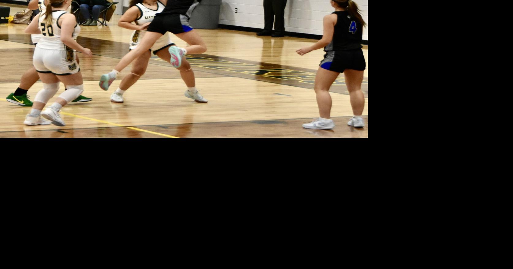 Lady Elks basketball pick up two back-to-back non-conference wins ...