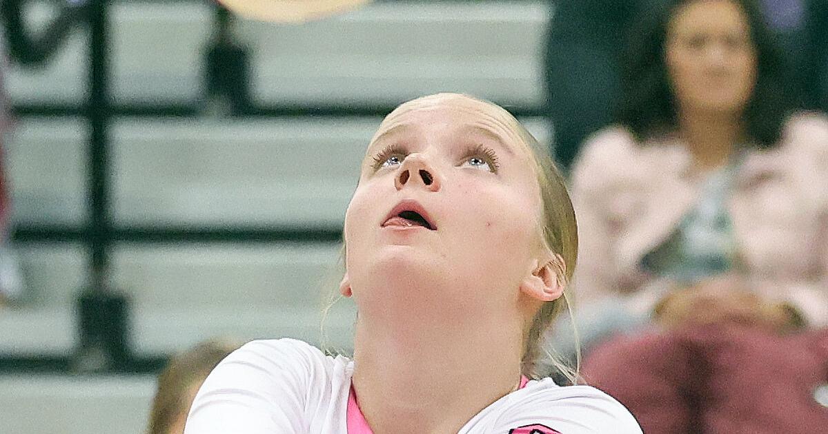 Lady Spartans sweep Hug in quarterfinal