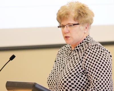 County, ranchers, BLM try to find solutions to overpopulation of wild ...