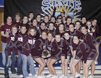 Elko cheerleaders score