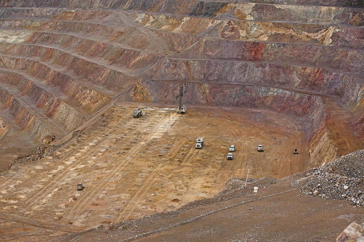 Barrick reports $125M net earnings