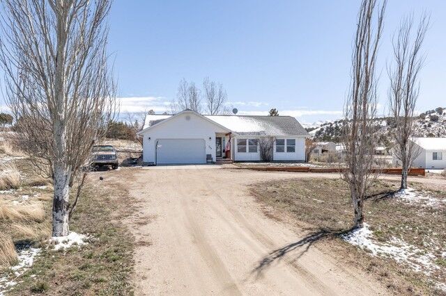 3 Bedroom Home in Spring Creek - $325,000
