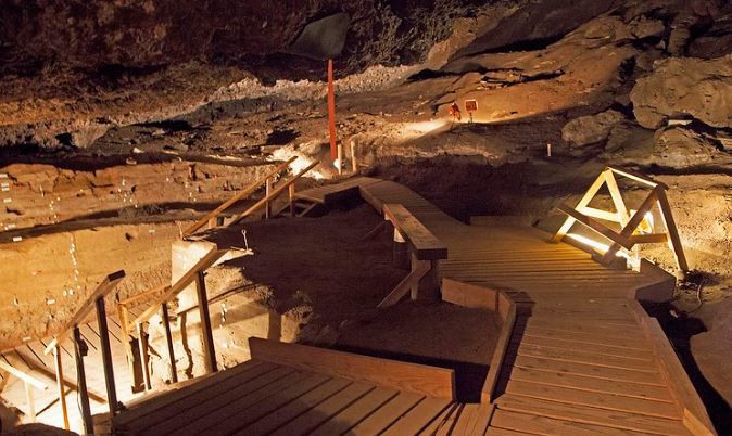 Stories of Old Nevada: Visiting Hidden Cave