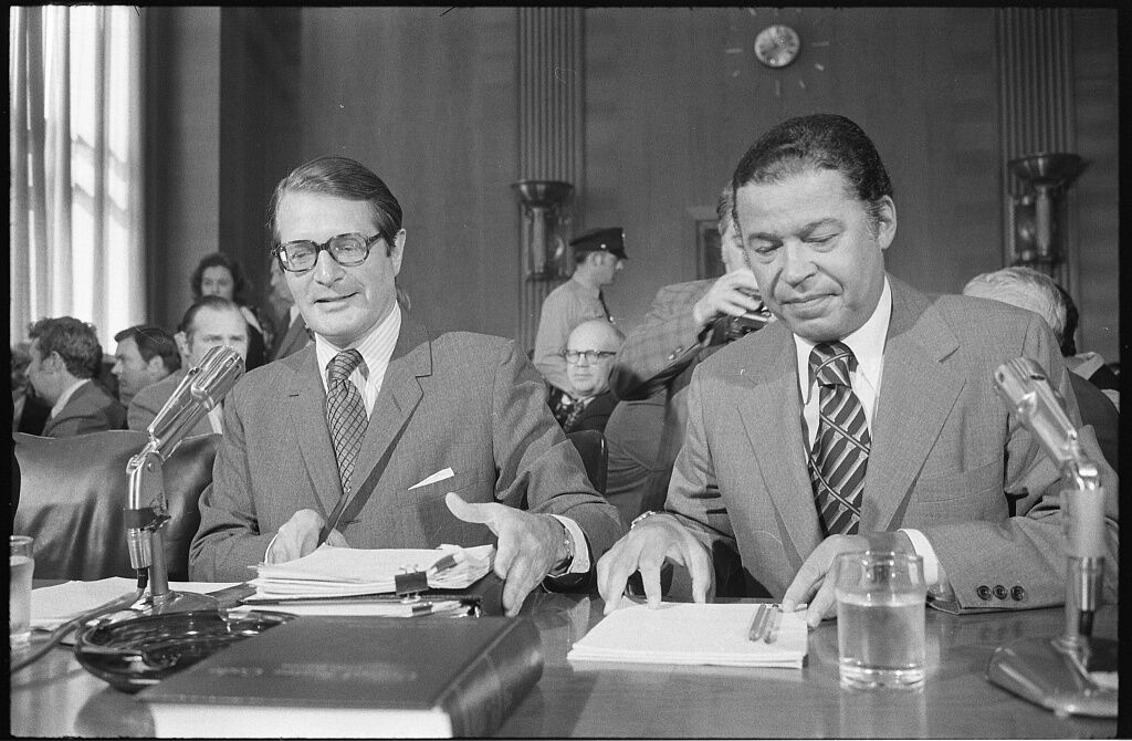 Jim Hartman-Recalling Elliot Richardson 'A radical moderate'