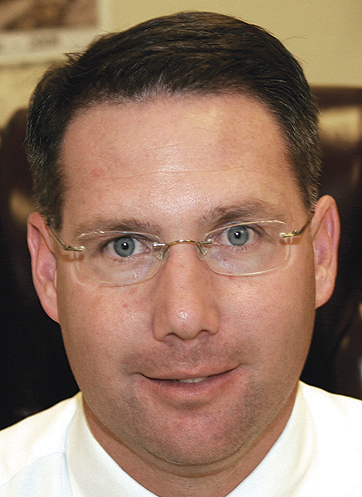 Hritz leaving KENV