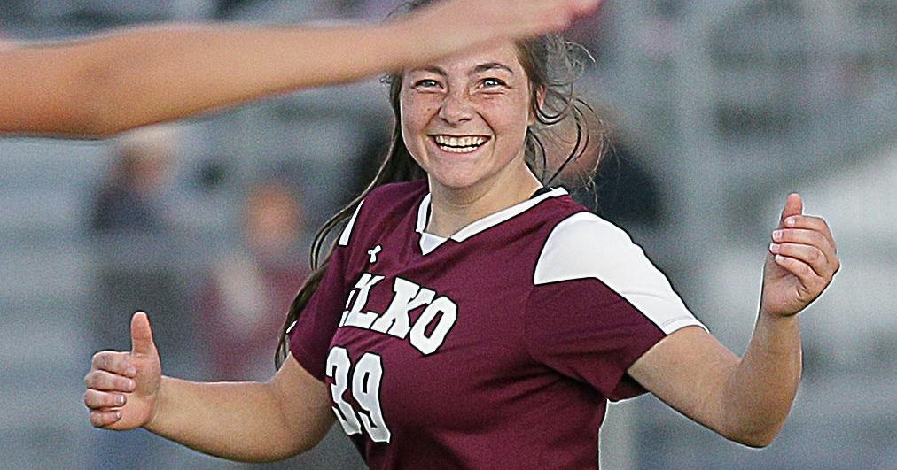Lady Indians finish with flurry