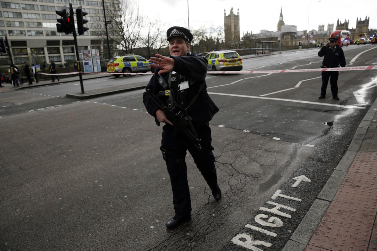 Graphic photos: The scene near the Parliament attack in London | World ...
