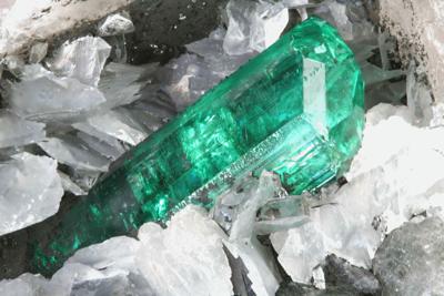 Professor Hanington's Speaking of Science: Emeralds
