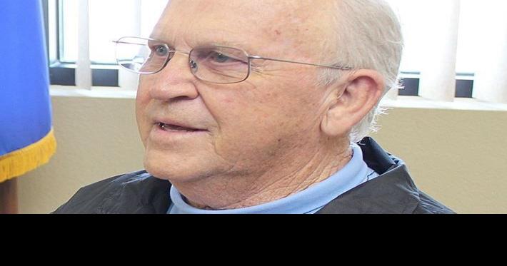 School board looks at search for new superintendent