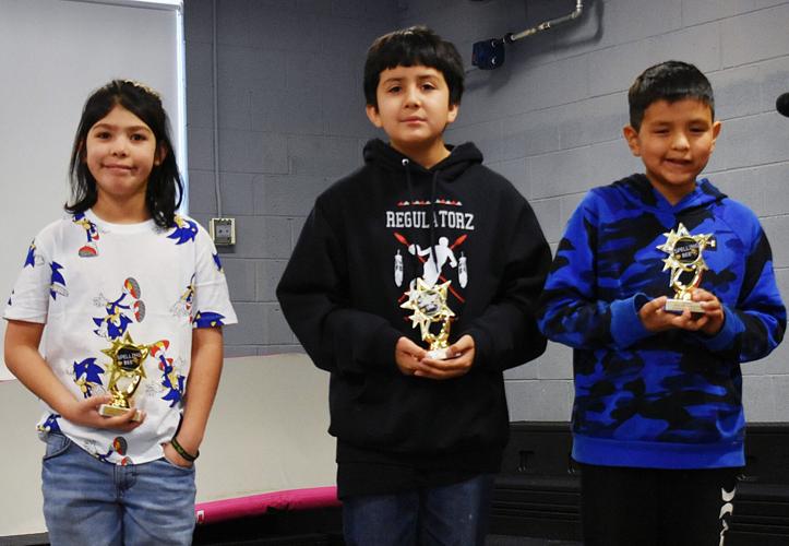 Owyhee elementary students compete in spelling bee