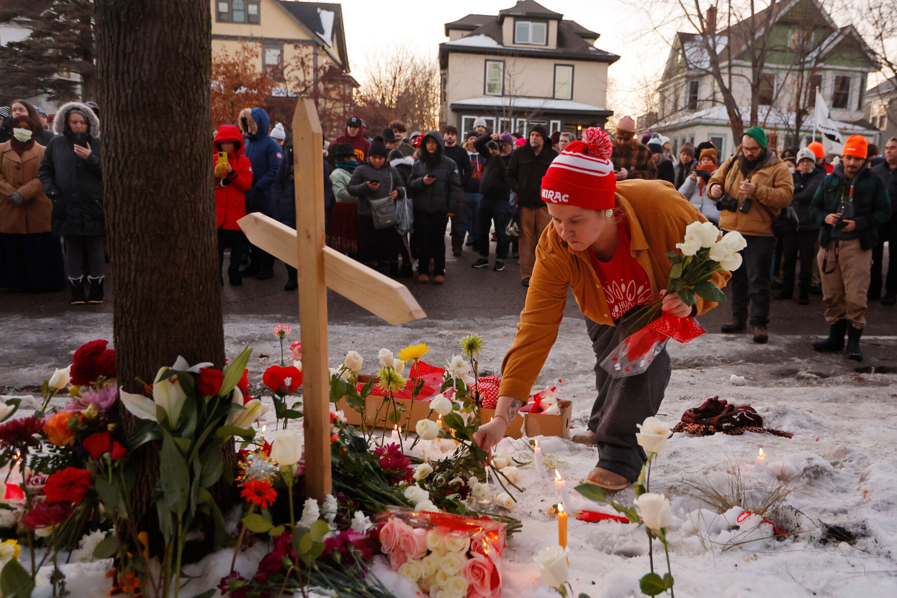 The aftermath of the fatal shooting of Renee Good by an ICE agent in photos