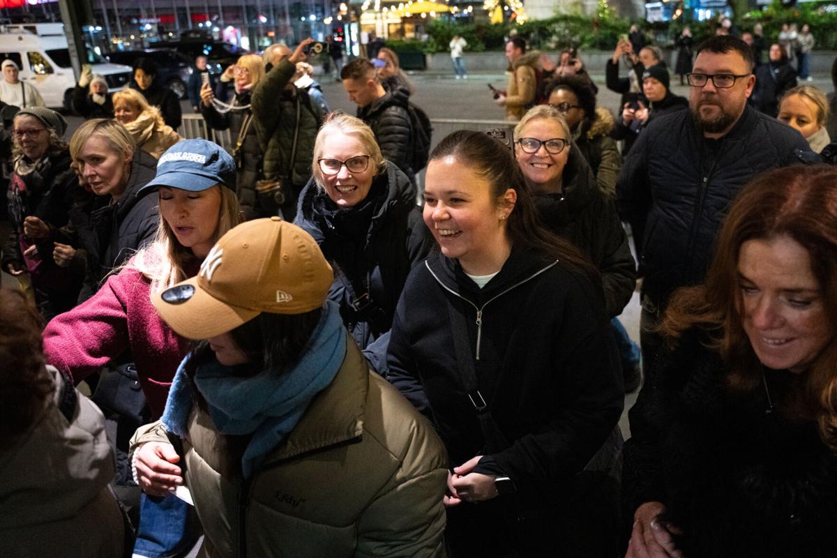 Norris Burkes - A prayer before I shop