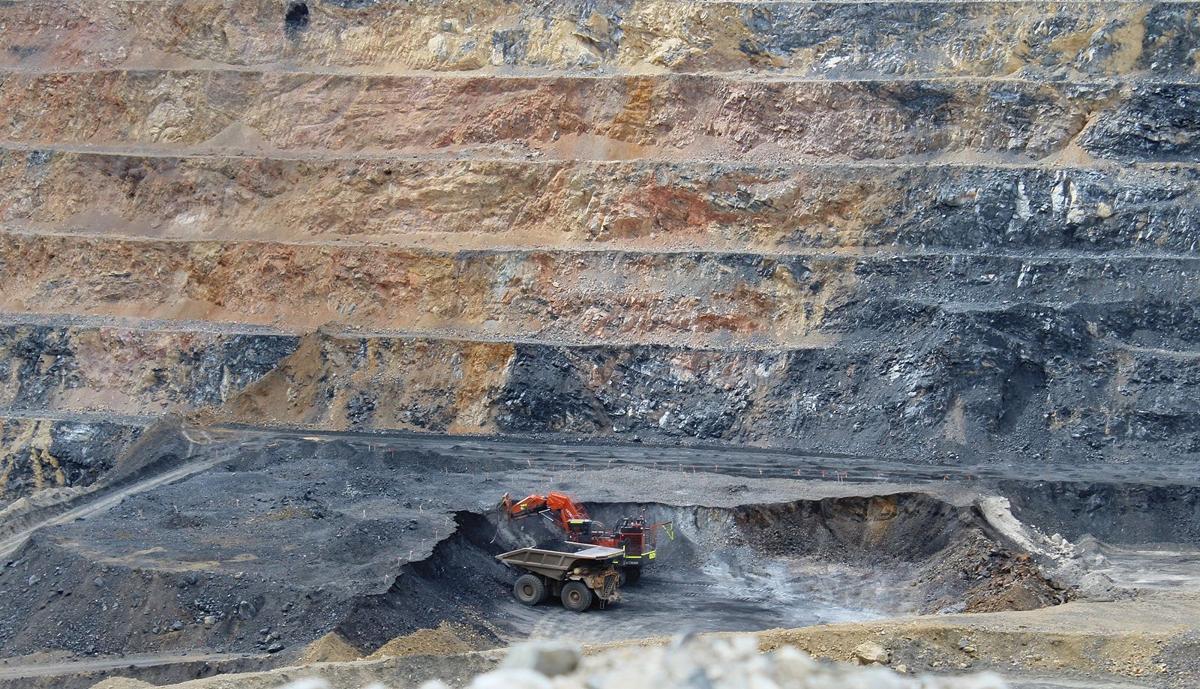 Golden Anniversary: Newmont celebrates 50 years of mining at Carlin ...