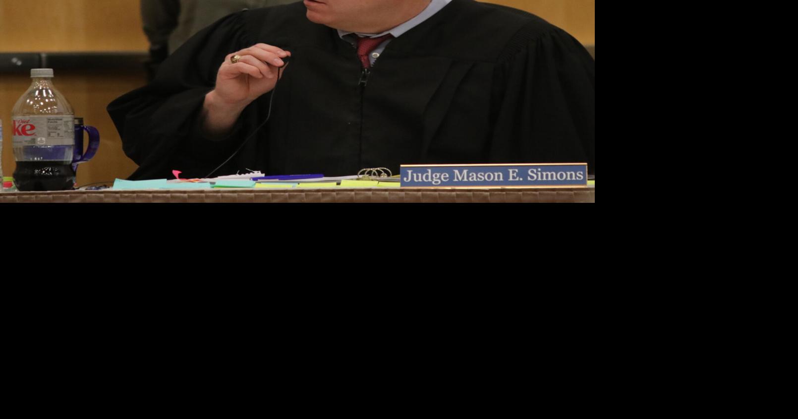 Witnesses describe finding crime scene in murder case