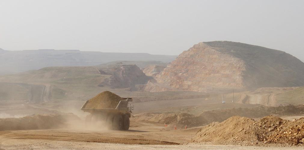 New mine in an old pit: Barrick begins mining at Arturo