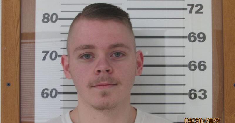 Inmate sought after walking off work site | Cops & Courts ...