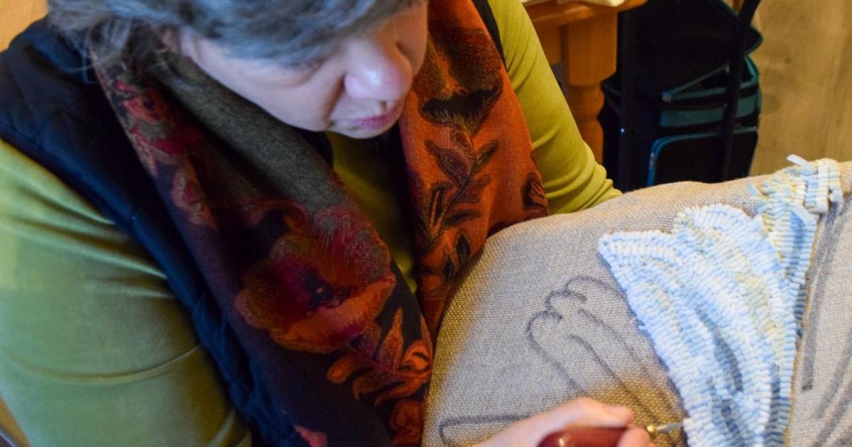 Hooked on color | Arts & Living | ellsworthamerican.com