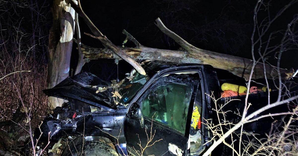 Drivers escape major injury in two accidents | News | ellsworthamerican.com