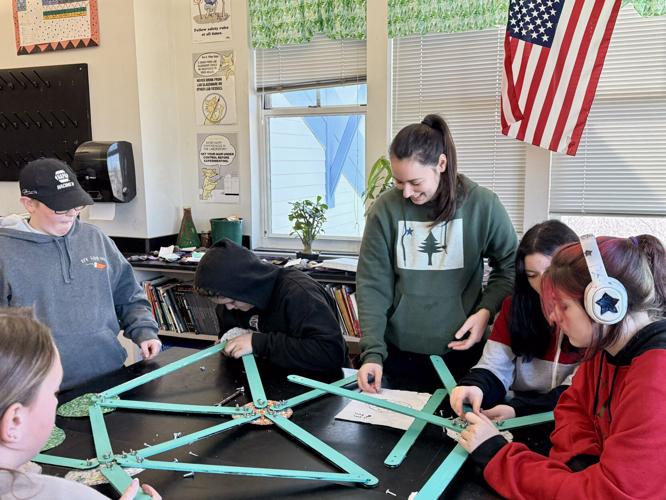 Deer Isle-Stonington seventh grade students work with Haystack ...