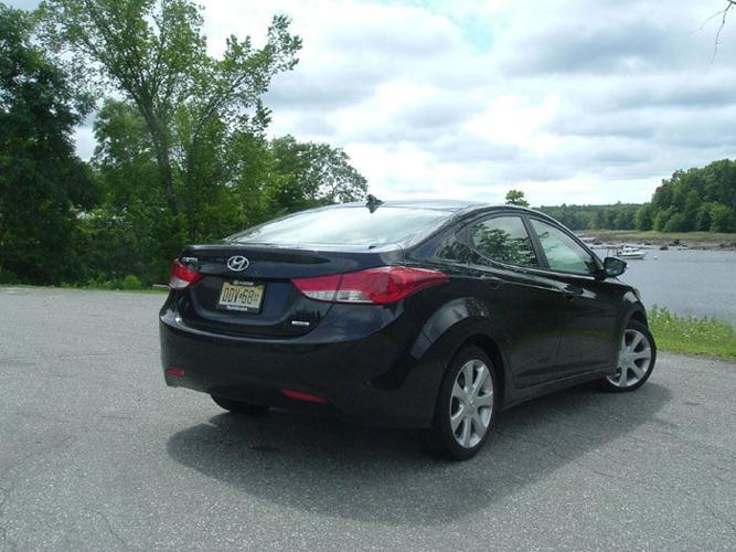 On The Road Review: Hyundai Elantra | On the Road Review ...