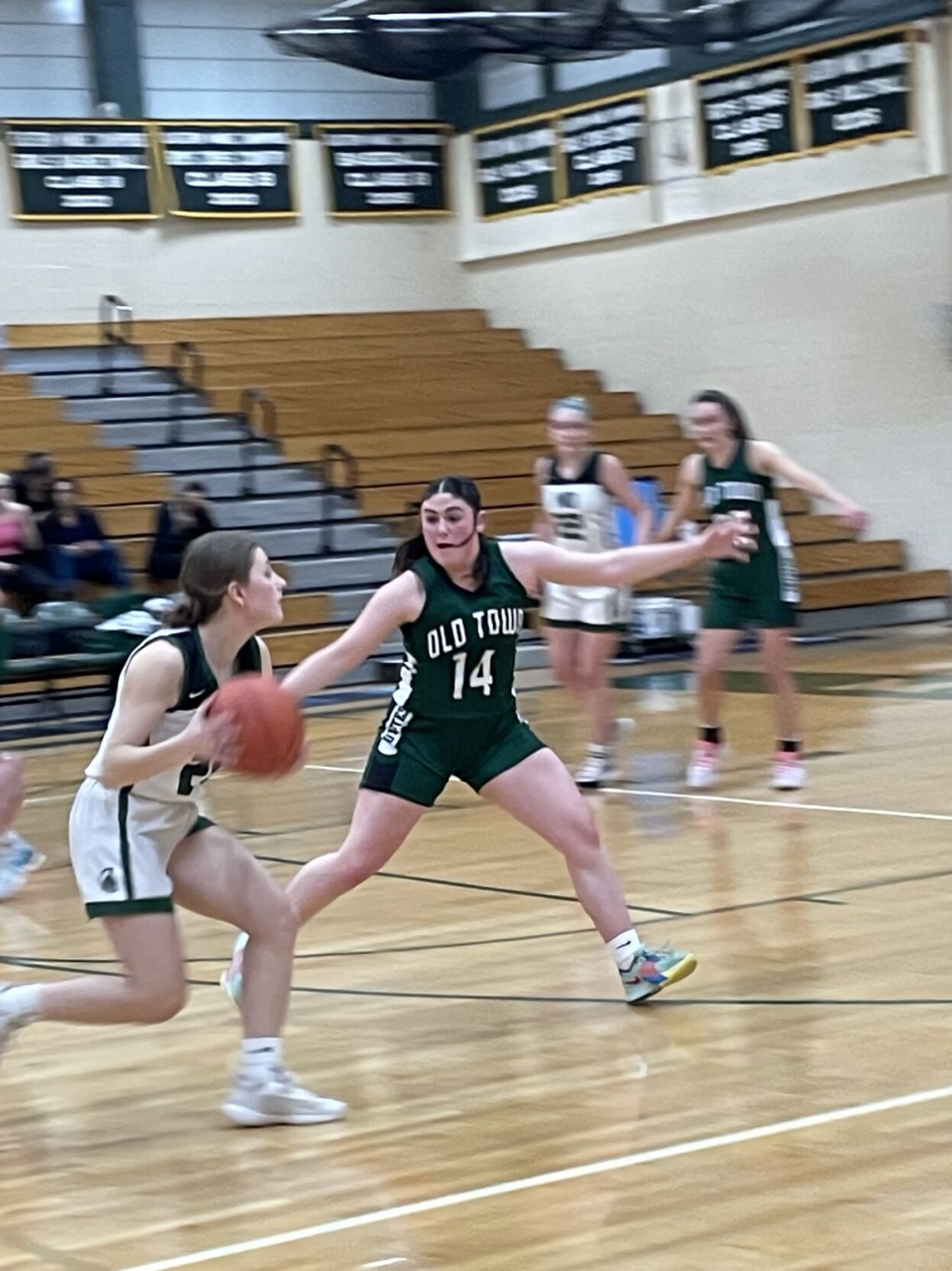 Strong first half powers Old Town girls to victory over MDI | Sports | ellsworthamerican.com