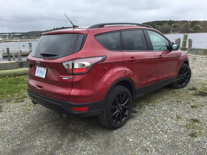 On the Road Review: Ford Escape Titanium 4X4 | On the Road Review ...