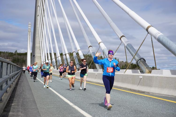 Bridge the Gap road races draw nearly 200 runners | Sports ...