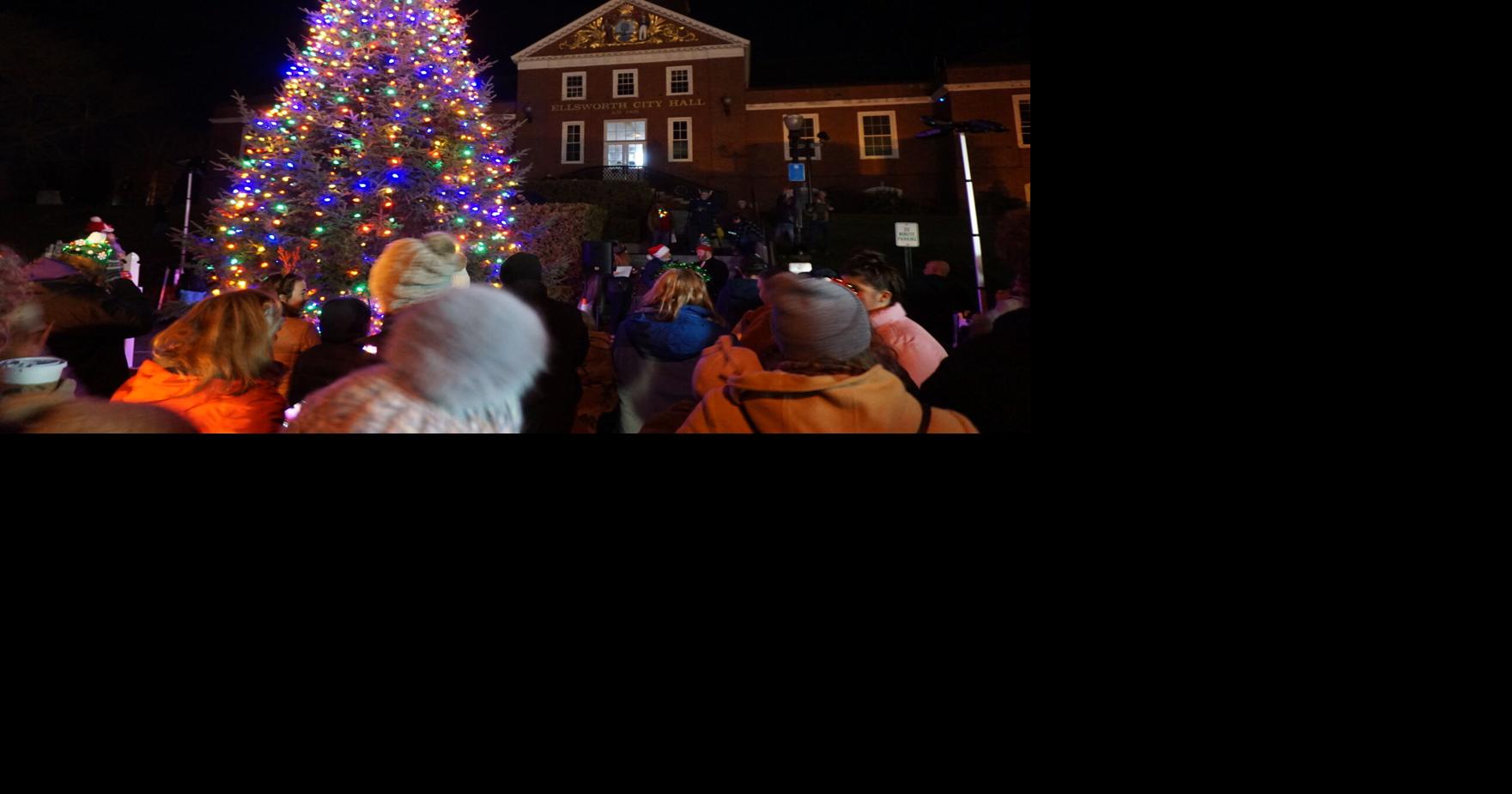 PHOTOS: City tree lighting | News | ellsworthamerican.com