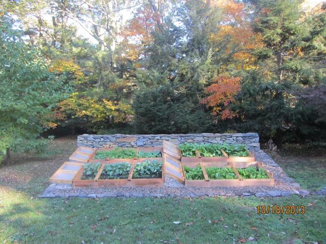 Accelerate plant growth in tilted beds facing south | Archives ...