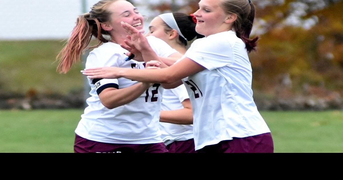 THE YEAR IN PICTURES: EHS girls’ soccer team earns 1st playoff win ...