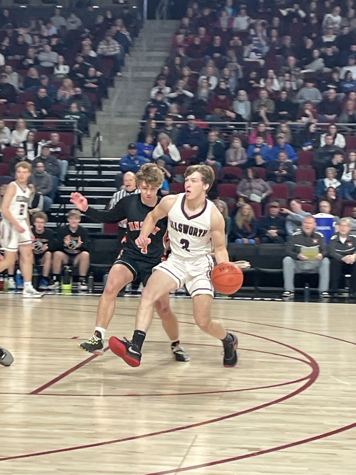 Boys' basketball: Top-ranked Ellsworth boys take care of Winslow, to ...