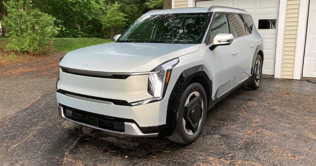 On the Road Review: Kia EV9 Long Range AWD | On the Road Review ...