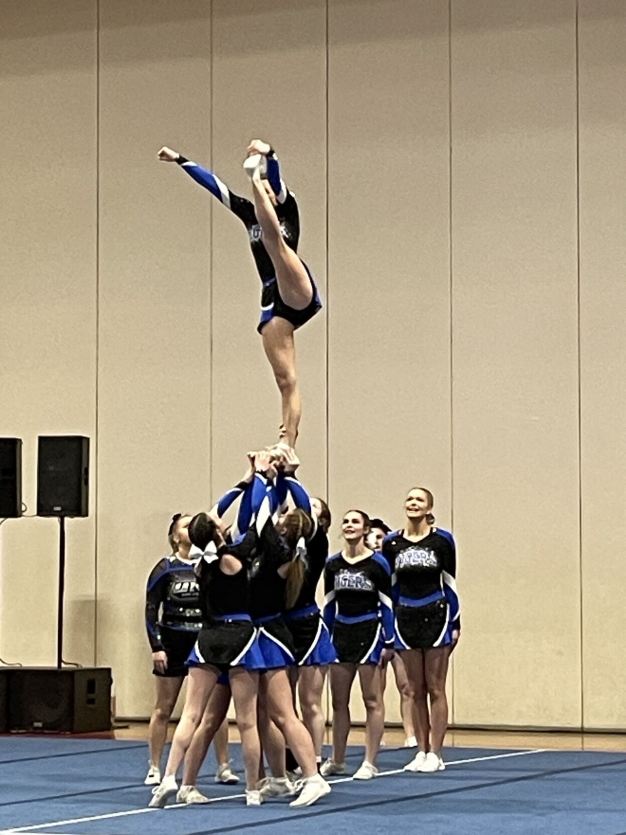 High school cheerleading: Ellsworth repeats as regional champs; Sumner ...