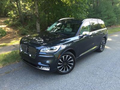 On the Road Review: Lincoln Aviator | On the Road Review ...