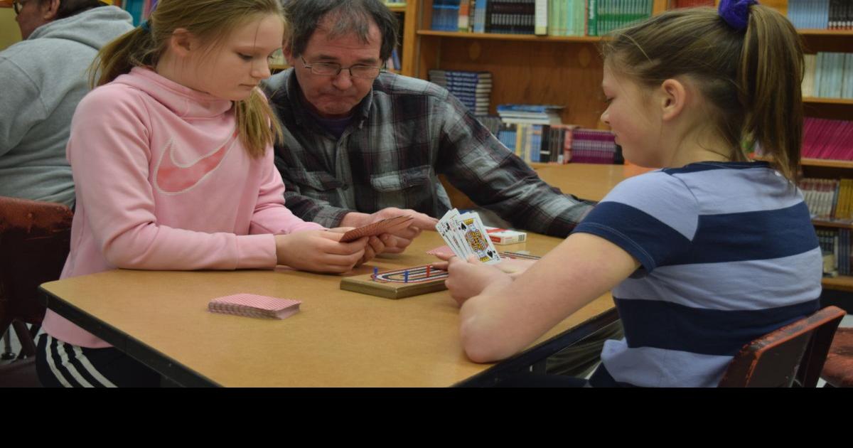Students hone their math skills through cribbage | Education ...