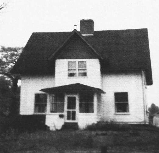 Couple blend old and new in smaller home | Arts & Living ...