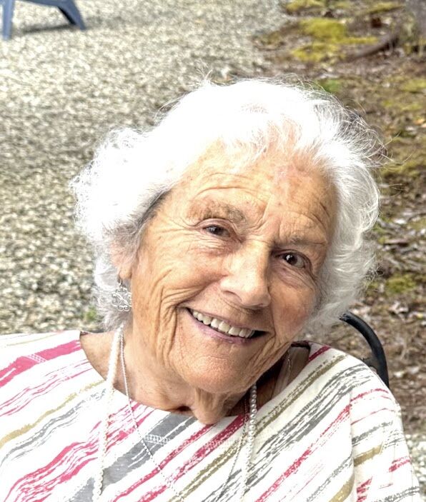 Elizabeth ‘Betsy’ Speer (Flynn) Drake | Obituaries | ellsworthamerican.com