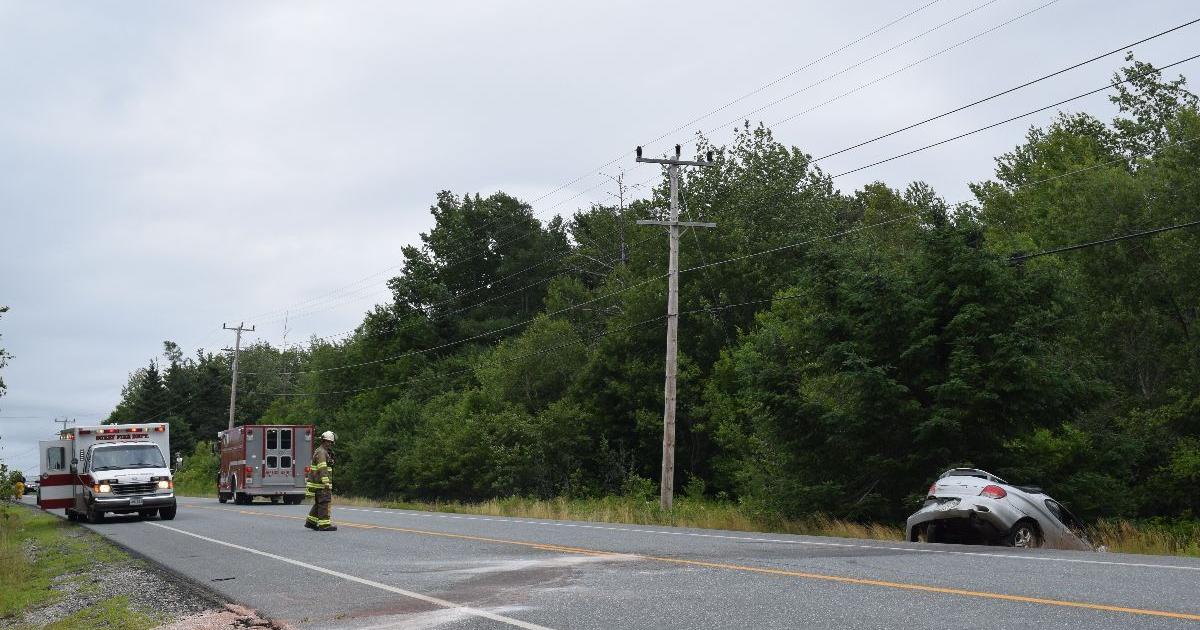Surry crash injures two | Cops & Courts | ellsworthamerican.com