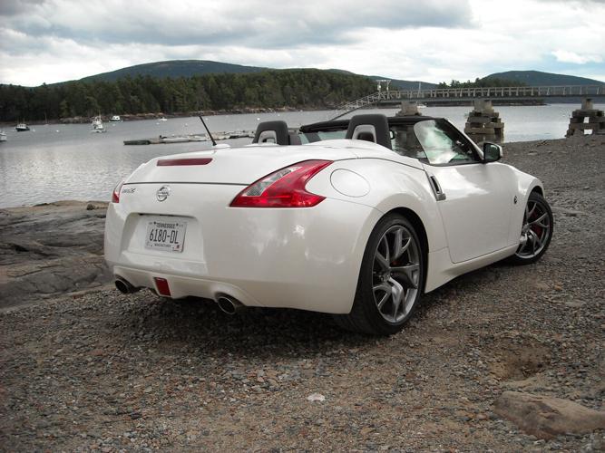 On the Road Review: Nissan 370Z Roadster | On the Road Review ...