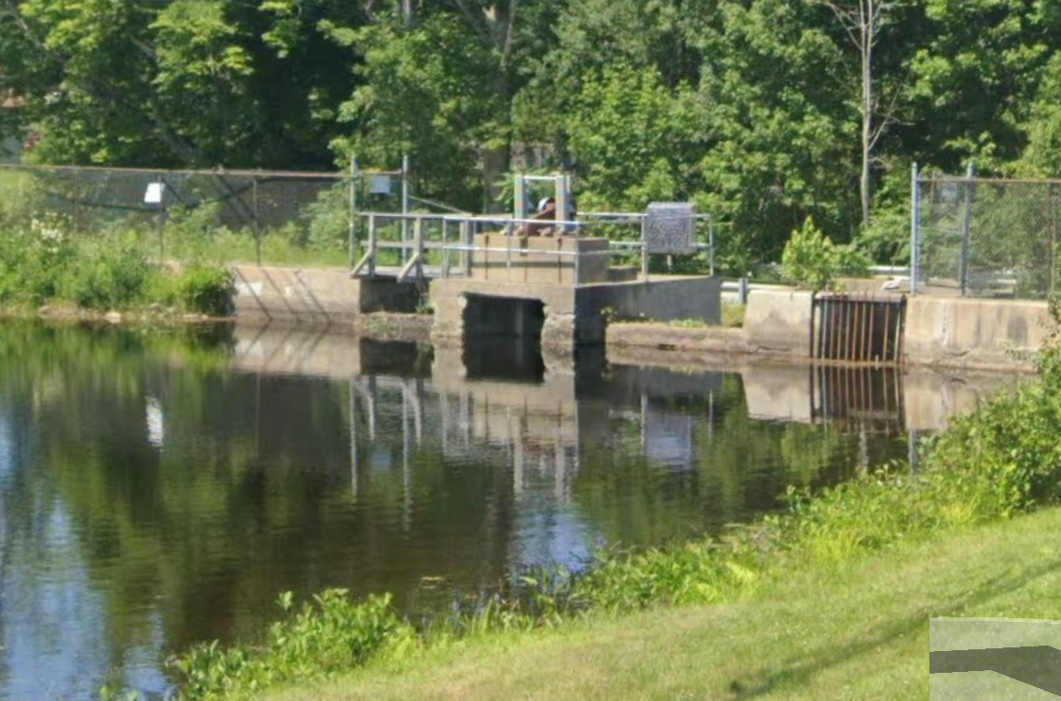 Towns calculate the costs of taking over dams | News ...