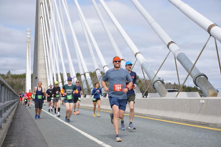 Bridge the Gap road races draw nearly 200 runners | Sports ...