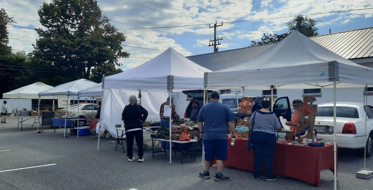 Ellsworth Farmers Market officially relocates to URCI | Business ...