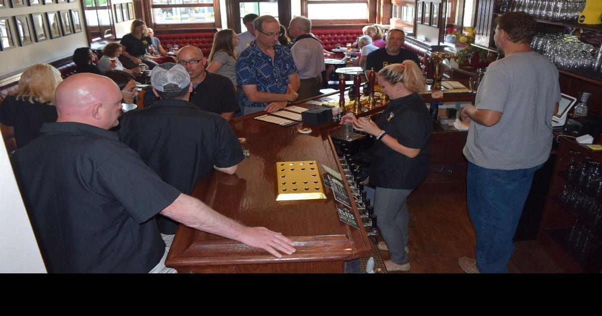 Old England meets New England in Ellsworth pub | Food ...