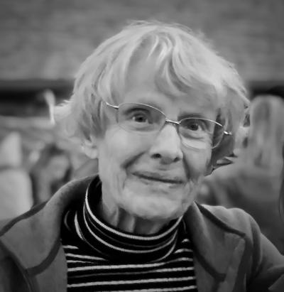 Ruth Evelyn Hiebert Davis | Obituaries | ellsworthamerican.com