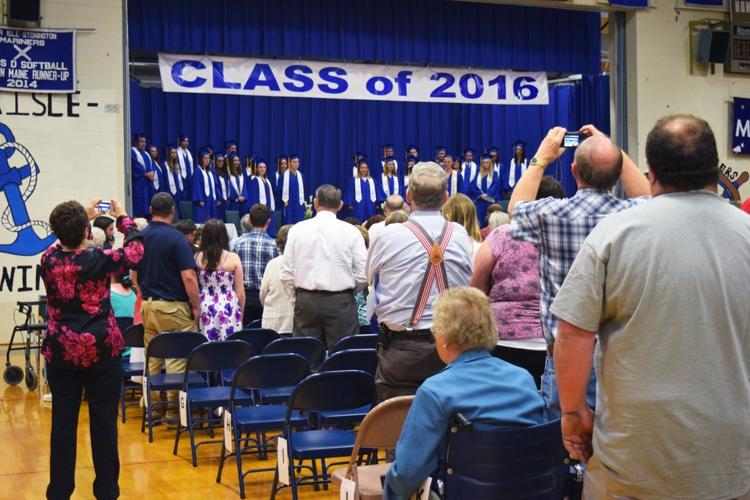 Message to DI-S graduates: “Be in the moment” | Education ...