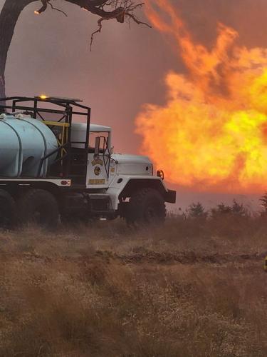 Firefighters battle grass fire in Grant County on Sunday | News ...