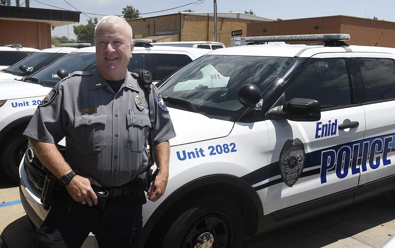 EPD lieutenant reflects on 25-year career before official retirement ...